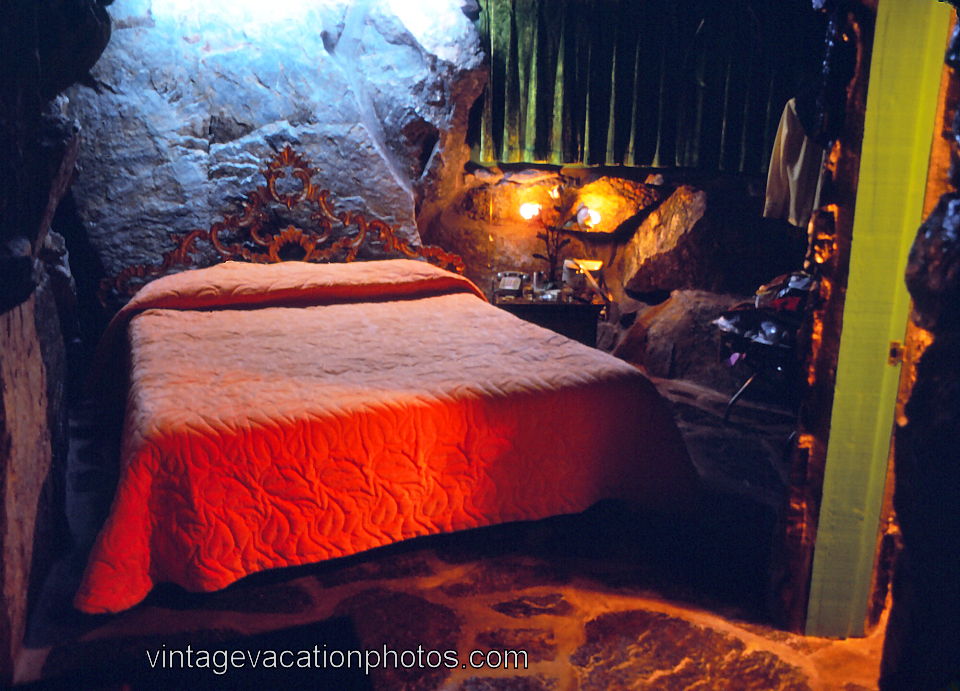 Vintage Vacation Photos: The Caveman room, The Madonna Inn, San Luis ...